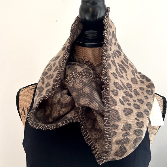Collection XIIX | Accessories | Collection Eighteen Tannin Brown Leopard Print Infinity Scarf Sz ...